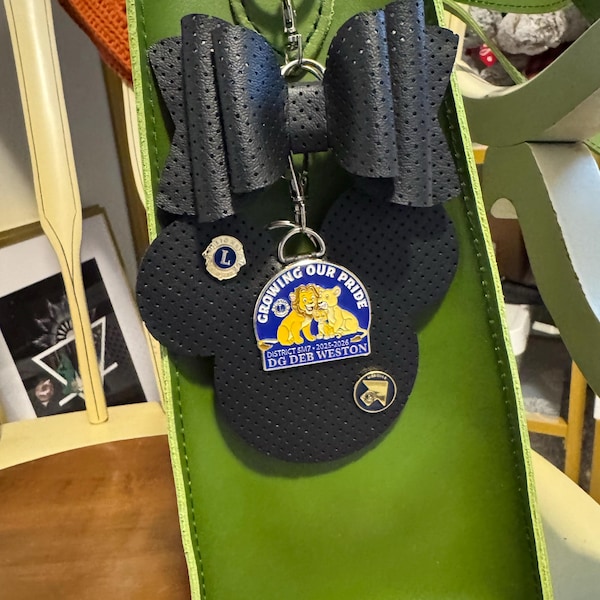 Portable Pin Display, Pin Trading Display, Zipper Pull, Pin Holder ...