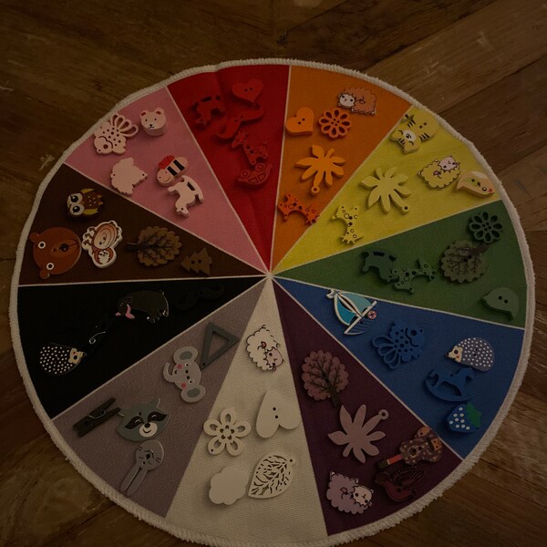 Color Sorting Fabric Circle - Classification of Montessori Color Box 2 ...