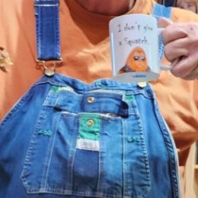 Squatchin' Country i Don't Give a Squatch Coffee Mug - Etsy