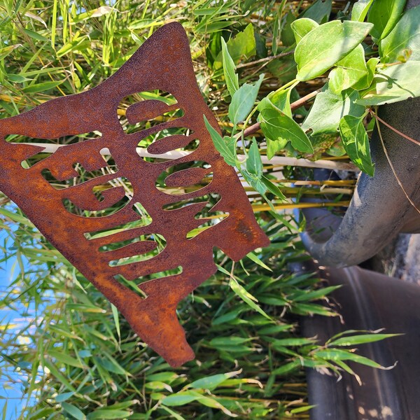 Tulgey Wood Yard Garden Stick Sign Alice in Wonderland - Free Shipping ...