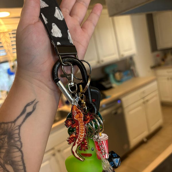 Vintage Halloween Inspired Keychain Wristlet Key Fob Alt/goth Lanyard ...