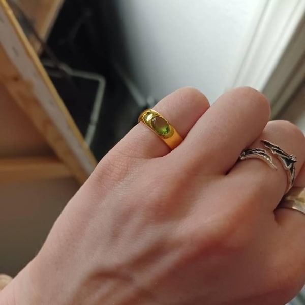 Oval Cut Green Hiddenite 18K Matte Finish Rose Gold Ring, Green ...