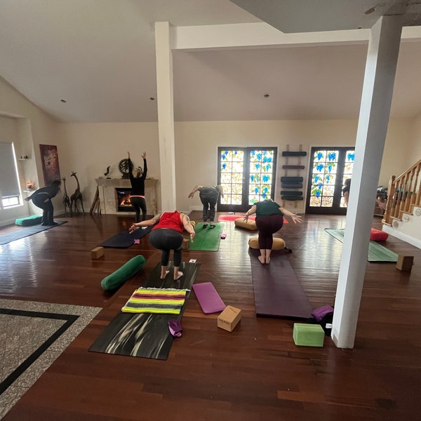 Yoga Mat Rack / 1, 2, 3, 4, 5, 6, 10, 20 Mat Racks / Yoga Mat Holder ...