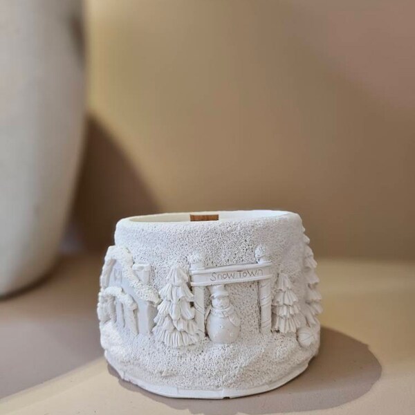 Lady Statues Set of 3, Choose Different Colour Effects, Handmade ...