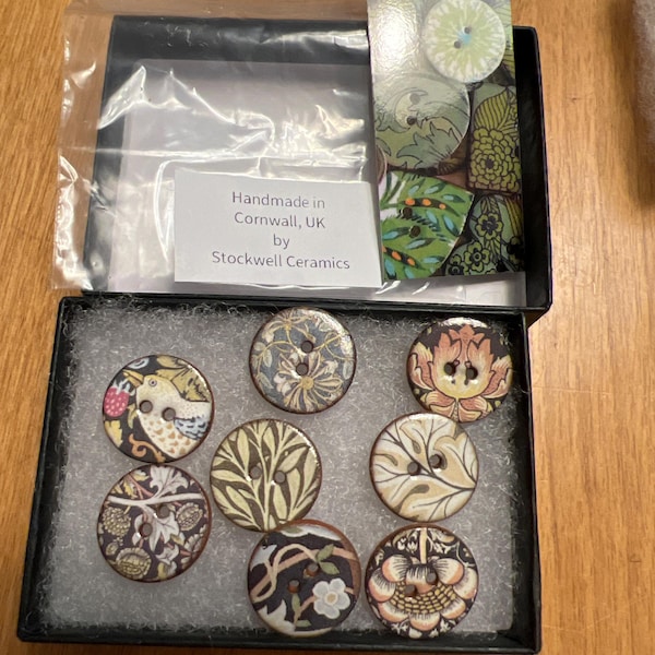 Set of 8 William Morris Design, Medium 22mm approx 3/4 Inch, Handmade ...