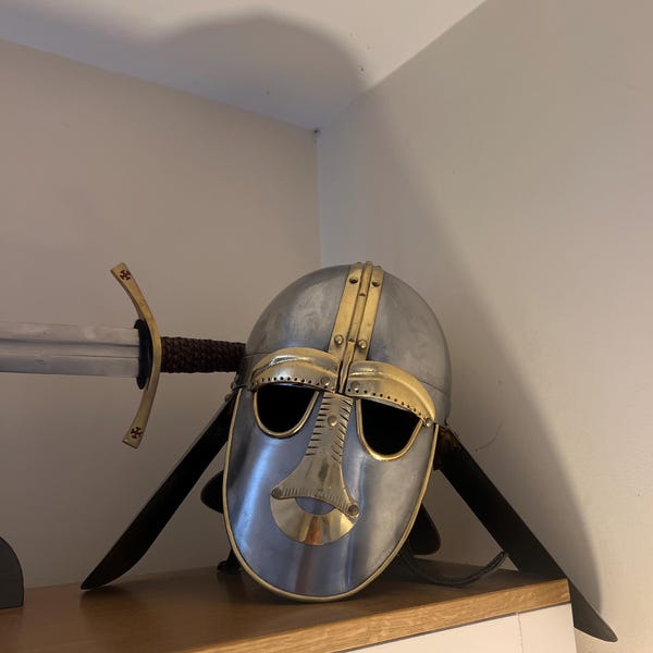 Viking Ouroboros Battleworn Shield Uhtred Last Kingdo Authentic Viking ...