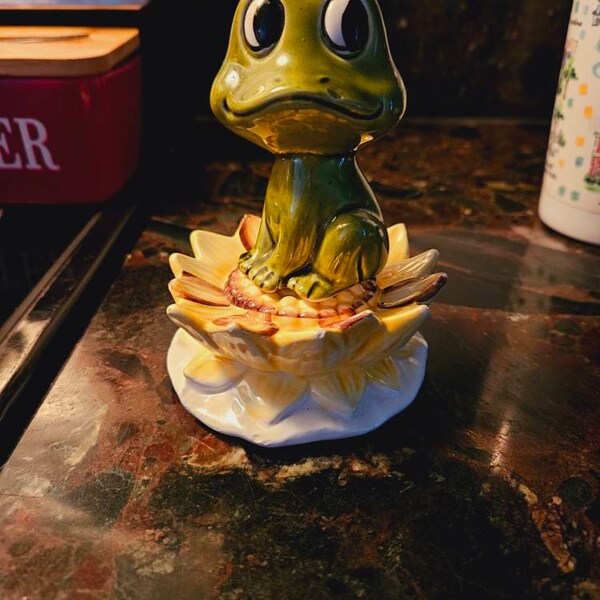 Barney & Friends Whats That Shadow VHS Video Tape TIME LIFE Sing Along ...