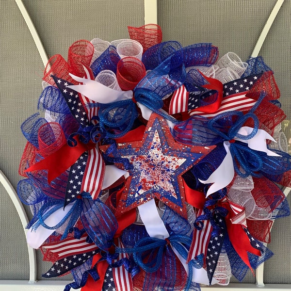 Patriotic Deco Mesh Wreath/labor Day Wreath/red, White and Blue Deco ...