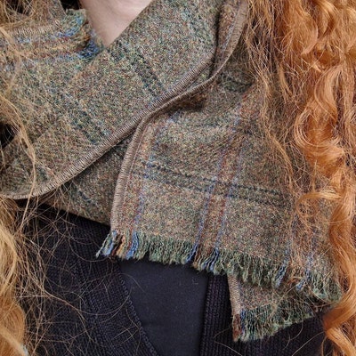 Irish Tweed Wool Scarf 100% Pure New Wool Moss Green Tartan Hand ...