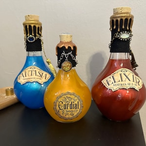 FINAL FANTASY Inspired ELIXIR Potion Bottle With Magical Swirling ...