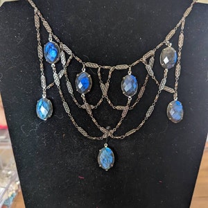 Book Chain-art Nouveau Book Chain Style-decorative Embossed Floral ...