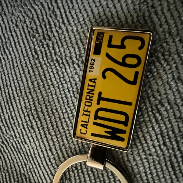 Custom Vintage California License Plate Keychain, Legacy Plate, Old ...