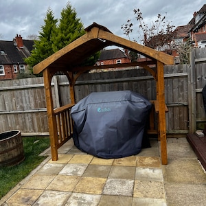 Hampton Large Corner Arbour - Etsy UK
