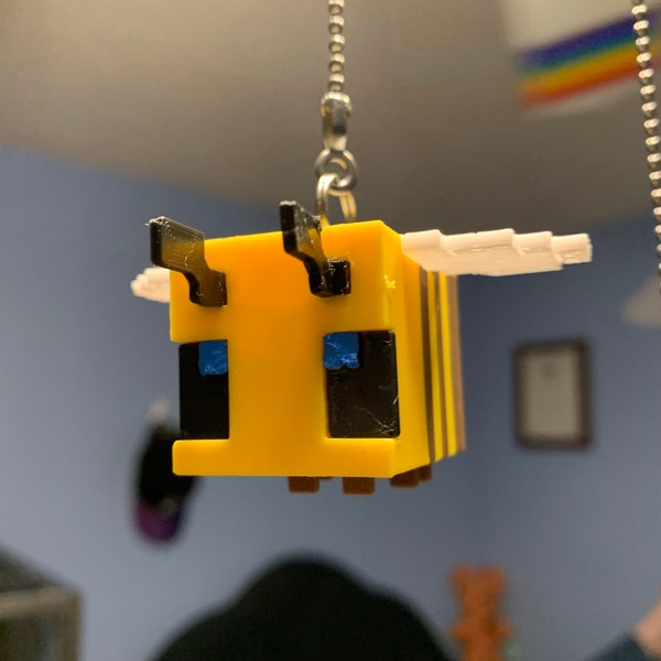Minecraft-inspired Bee Fan Pull - Etsy