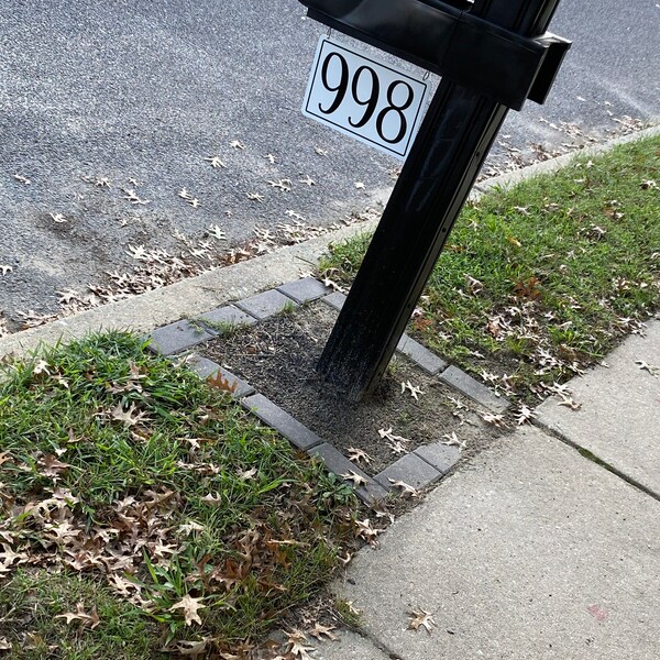 Hanging Address Sign, Perfect for Mailbox, Light Post, or Garden Flag ...