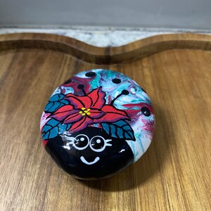 Valentine's Ladybug Painted Rock - Etsy