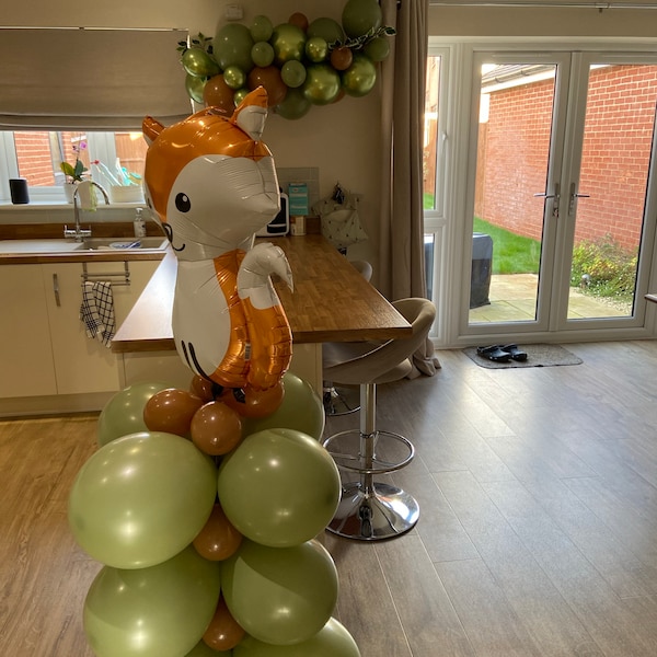 Adorable DIY Fox Balloon Sculpture, No Helium, Fox Balloon Display ...
