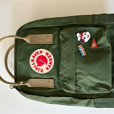 Peach Mango Pie Hard Enamel Pin, Jollibee, Chicken Joy, Philippines ...