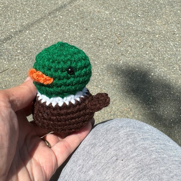 Pocket Duckling Crochet Pattern · Good Luck Duck Amigurumi Tutorial ...