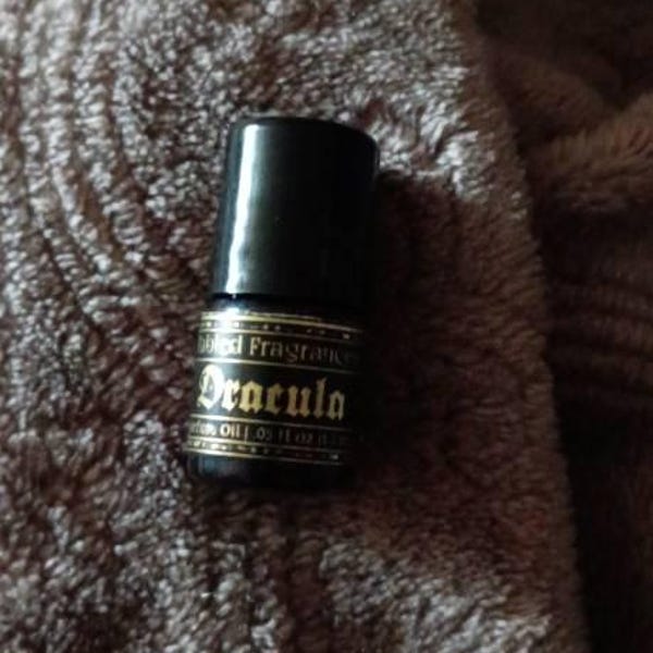 DRACULA Perfume Oil: Rich Floral and Musk Gothic Vampire Scent, TAT 4-5 ...