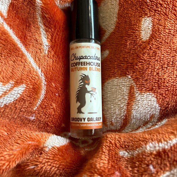 Mothman Embroidered Patch // Cryptid Cryptozoology Retro Style Circle ...