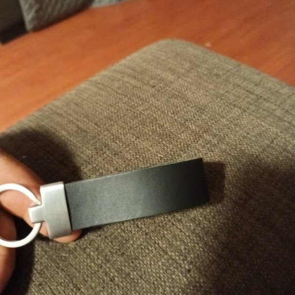 PERSONALISED LEATHER KEYCHAIN. Custom Leather Keychain. Logo Embossing ...