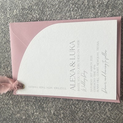 Dusky Pink Wedding Menu Cards, Modern Menu Card With Guest Names ...