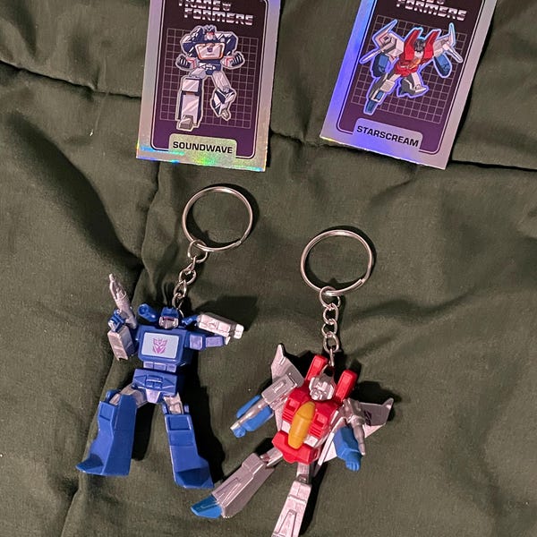 Transformers Keychain *choose One* Optimus Prime, Soundwave, Bumblebee ...