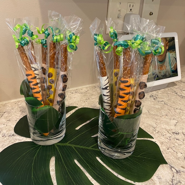 Animal Print Pretzel Rods / Zoo Animal Party / Safari Party Favor ...