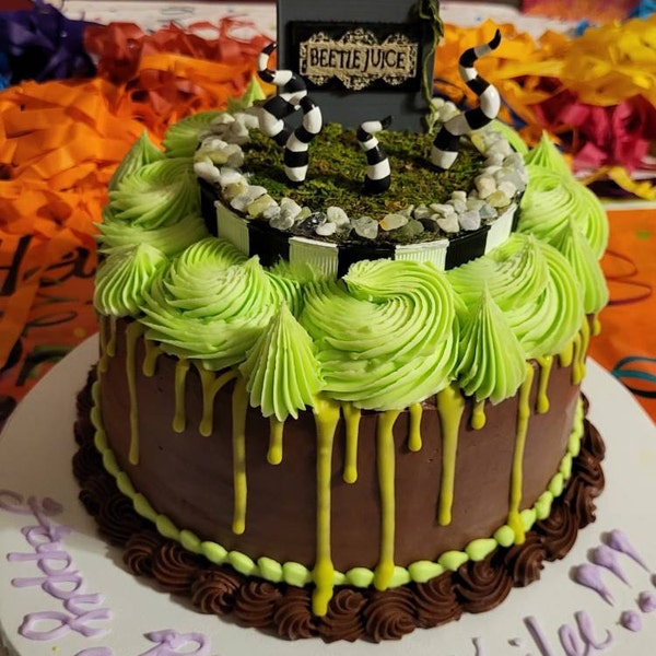 Beetlejuice Coffin With Sandworms Wall Art - Etsy