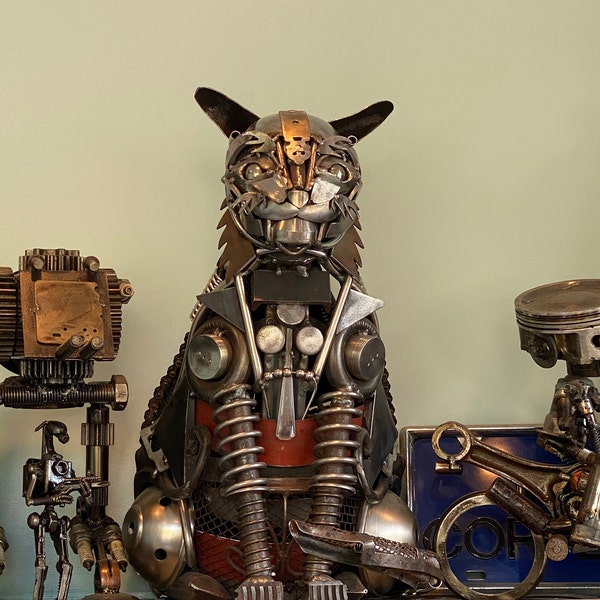 Reclaimed Scrap Metal Rustic Industrial Drill Bit & Bolt Bee on Nut ...