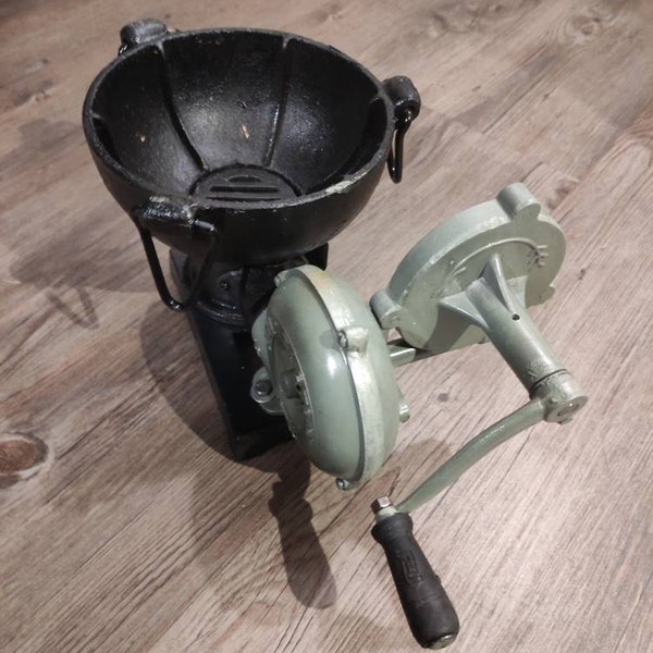 Vintage Style Coal Forge Furnace Blacksmith's Forge With Hand Blower ...