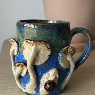 Crystal Mug With Rose Quartz, Mushroom Mug With Crystal, Stoneware ...