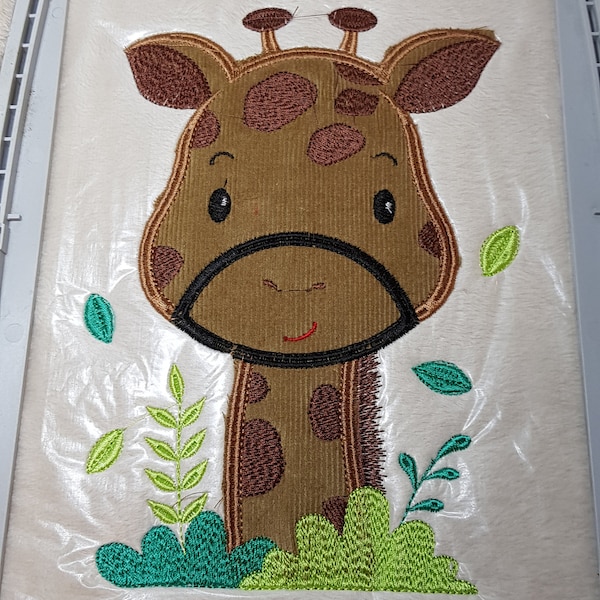 Giraffe Applique Embroidery Designs, Animal Embroidery Design Machine ...