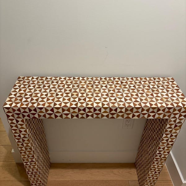 Handmade Wooden Bone Inlay Dining Table / Round Dining Table in Floral ...