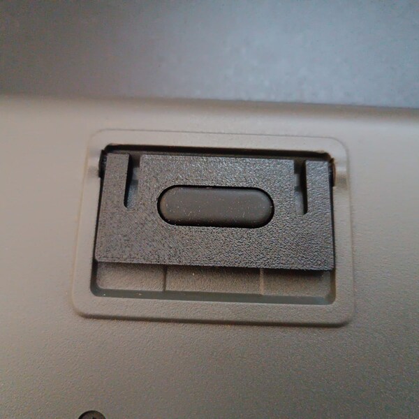 Logitech MK700 / MK710 Keyboard Spare Replacement Tilt / Foot / Stand ...