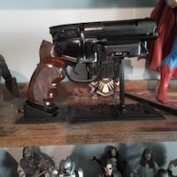 Gabrielle gabby Kinney's Claws X-men Logan Laura Claws Plastic Wearable ...