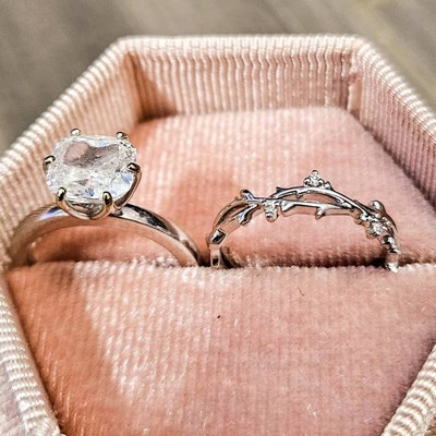 Cottagecore Round Moissanite Engagement Ring for Natural Theme - Etsy