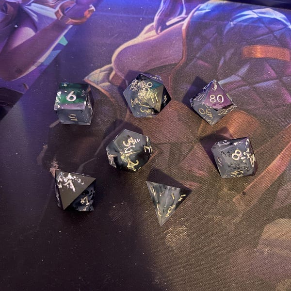 Gravensworn - Smoke Dice, Handmade Resin Sharp Edge Dice Set for Dnd, D ...
