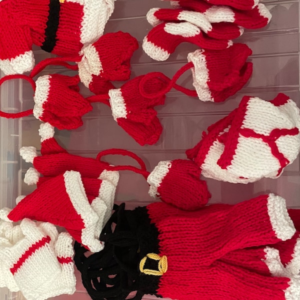 KNITTING PATTERN Christmas Pillar Box With Robin Choc Orange Box Cover ...