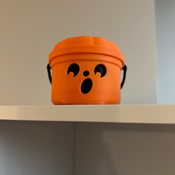 3D Printed Halloween Fidget Figures With Pumpkin Bucket: Special ...