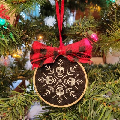 Gothic Snowflake Set Cross Stitch Pattern Modern, Macabre, Christmas ...