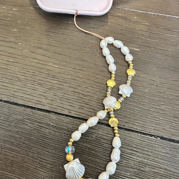 Glam Clam Golden Beach Themed Cell Phone Charm | Freshwater Pearls ...