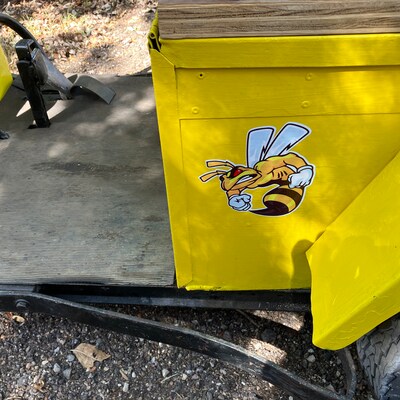 Angry Bees Pairs Decal - Etsy