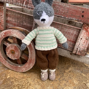 Amigurumi Cat Pattern A Kitten and Her Mittens Crochet & Knit - Etsy