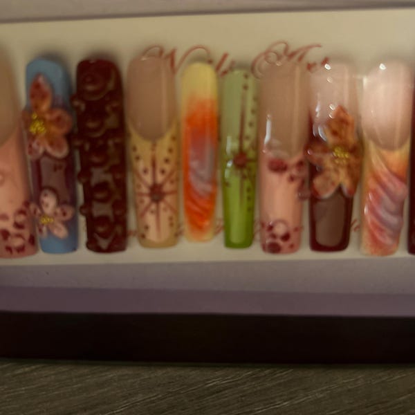 Unique Dice Nails Press on Nails, Crystal Leopard With Charm Fake Nails ...