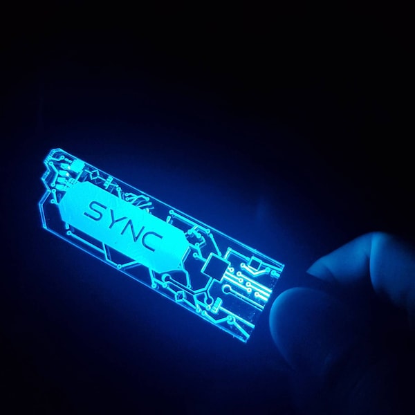 Futuristic Cyber LED Keychain | Different Designs - Circuit Board ...