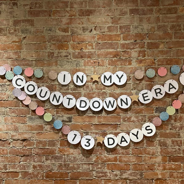 Friendship Bracelet Bulletin Board Kit, in Our Learning Era Bulletin ...