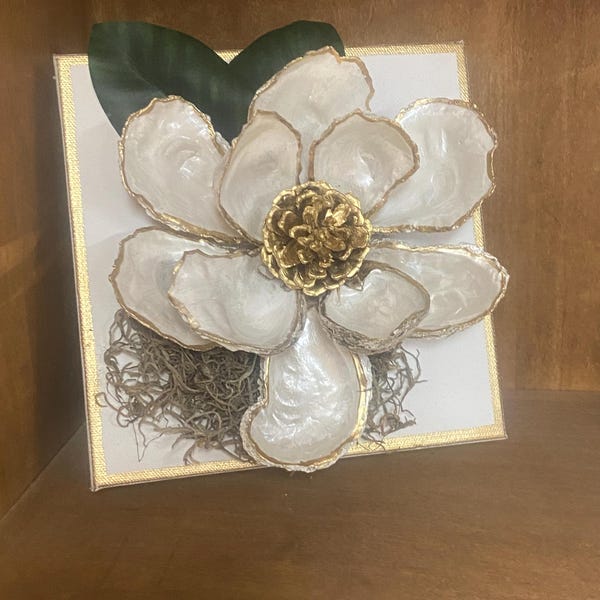Large Oyster Shell Magnolia Flower, Oyster Magnolia Blossom, Southern ...
