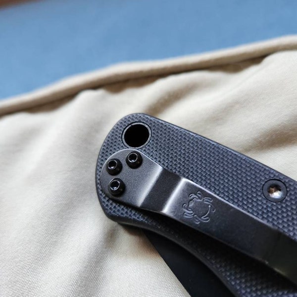 Benchmade Claymore Model Knife 2 HEX HI Screwdriver Screws + 1 Bonus ...